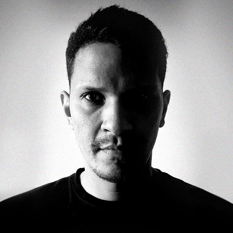 Lucas Alexandre – Medium