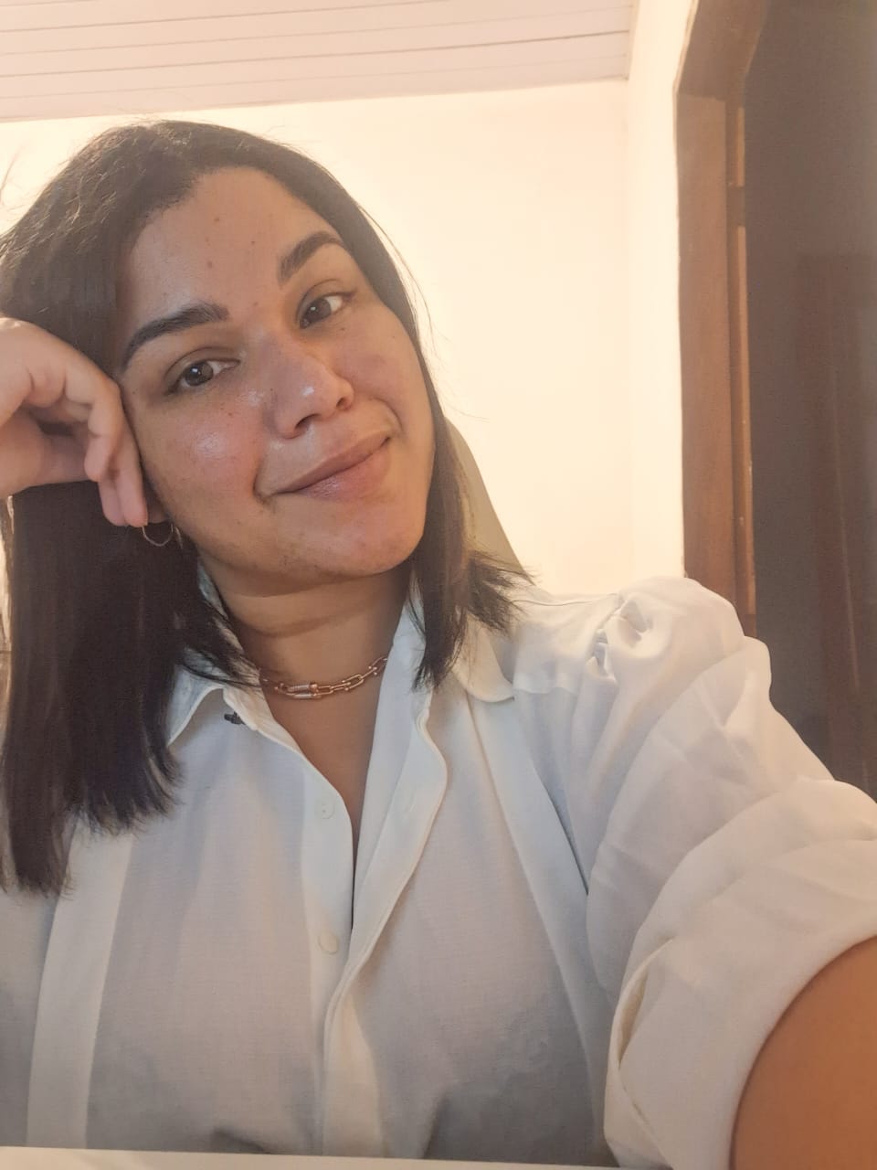 Ester Costa – Medium