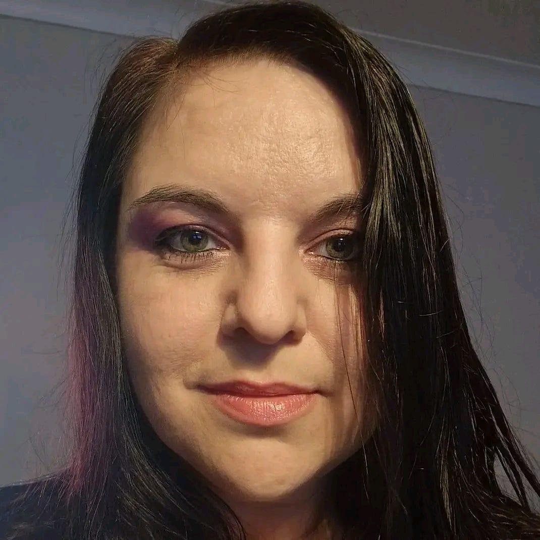 Jessica Thompson – Medium