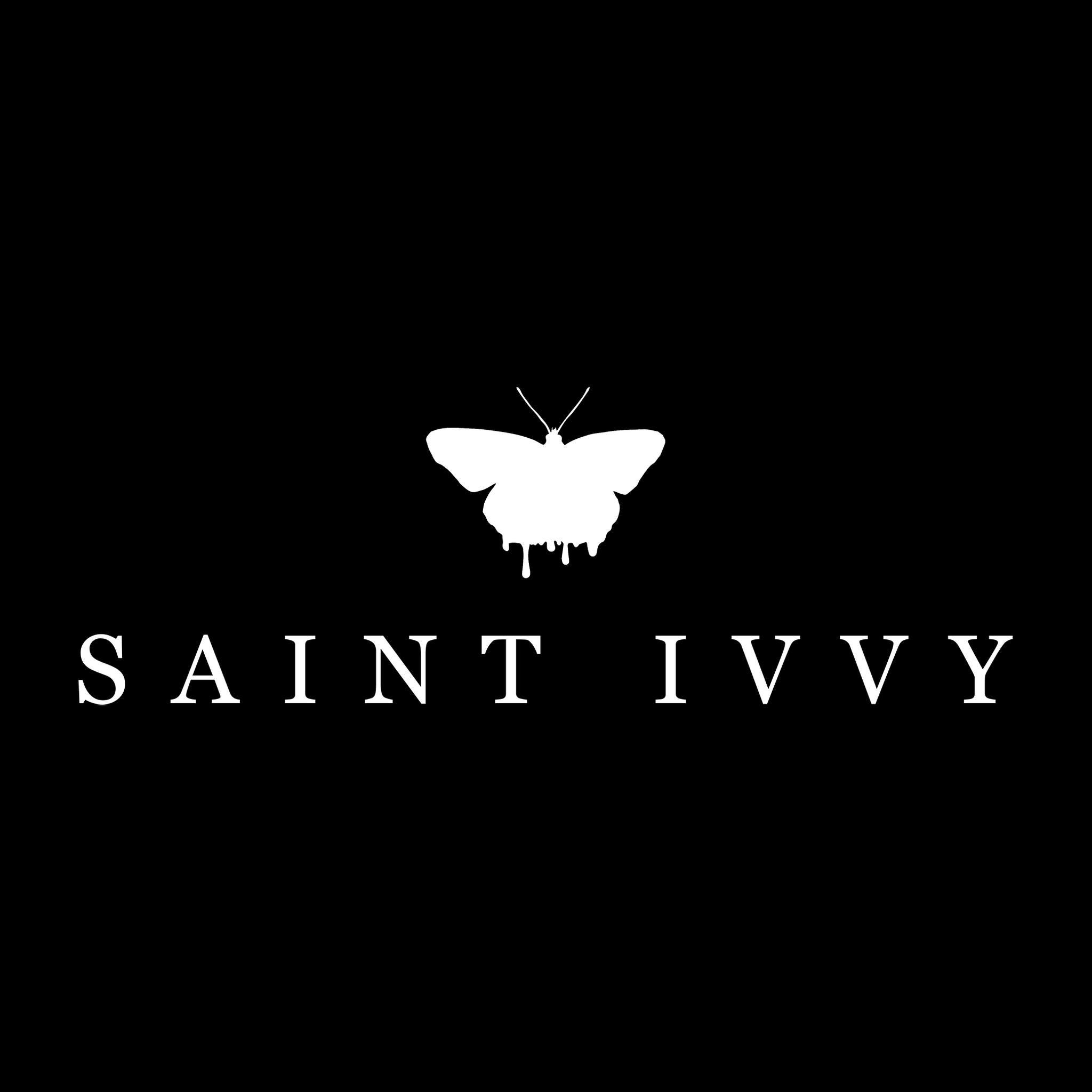 Saint Ivvy – Medium