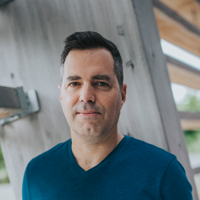 Frank Castro – Medium