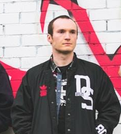 Duncan West – Medium