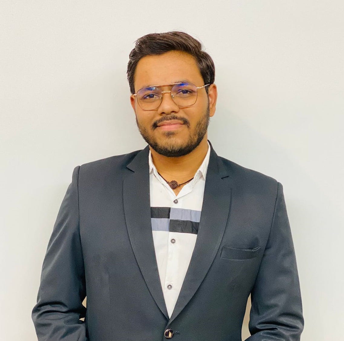 Chetan vaghela – Medium