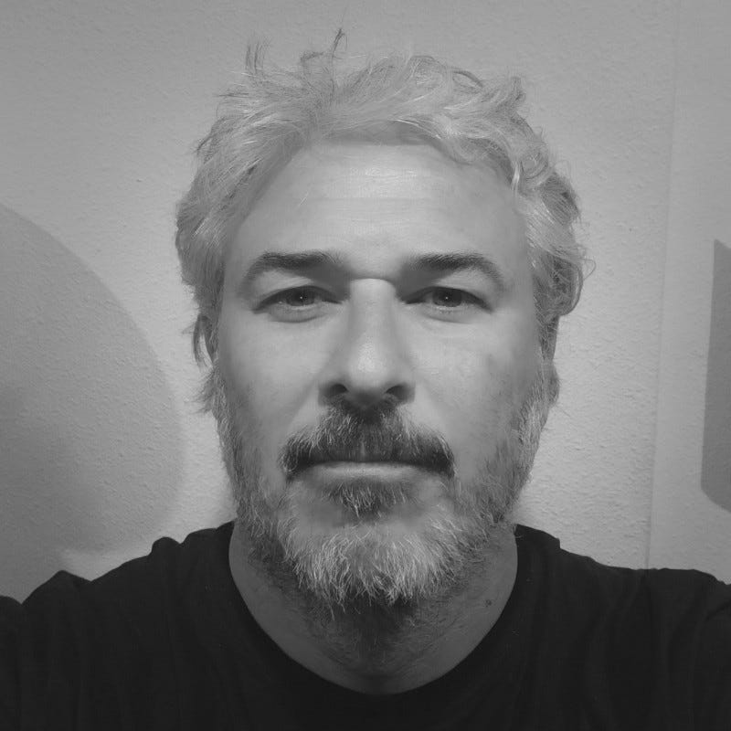 Iker Mugica – Medium