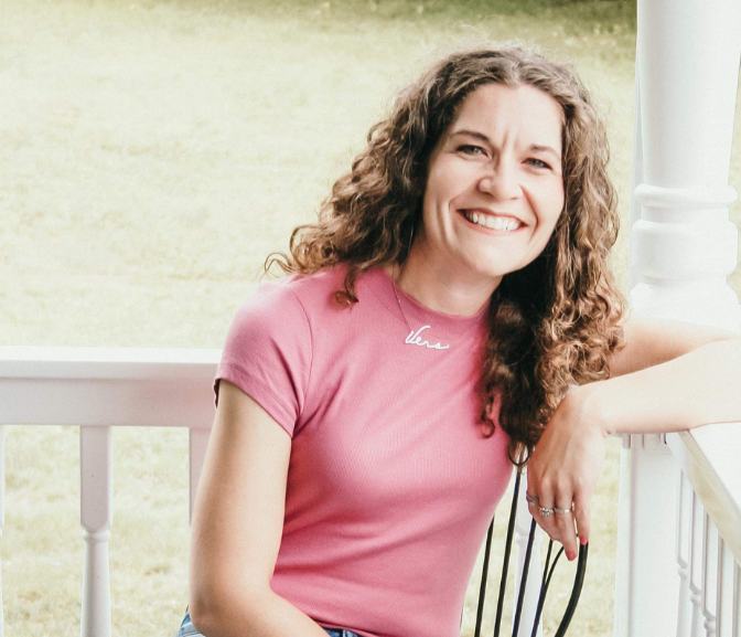 Laura Weston – Medium