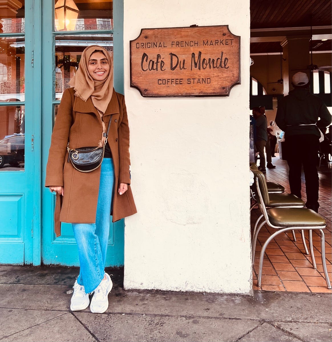 Erum Mushtaq – Medium