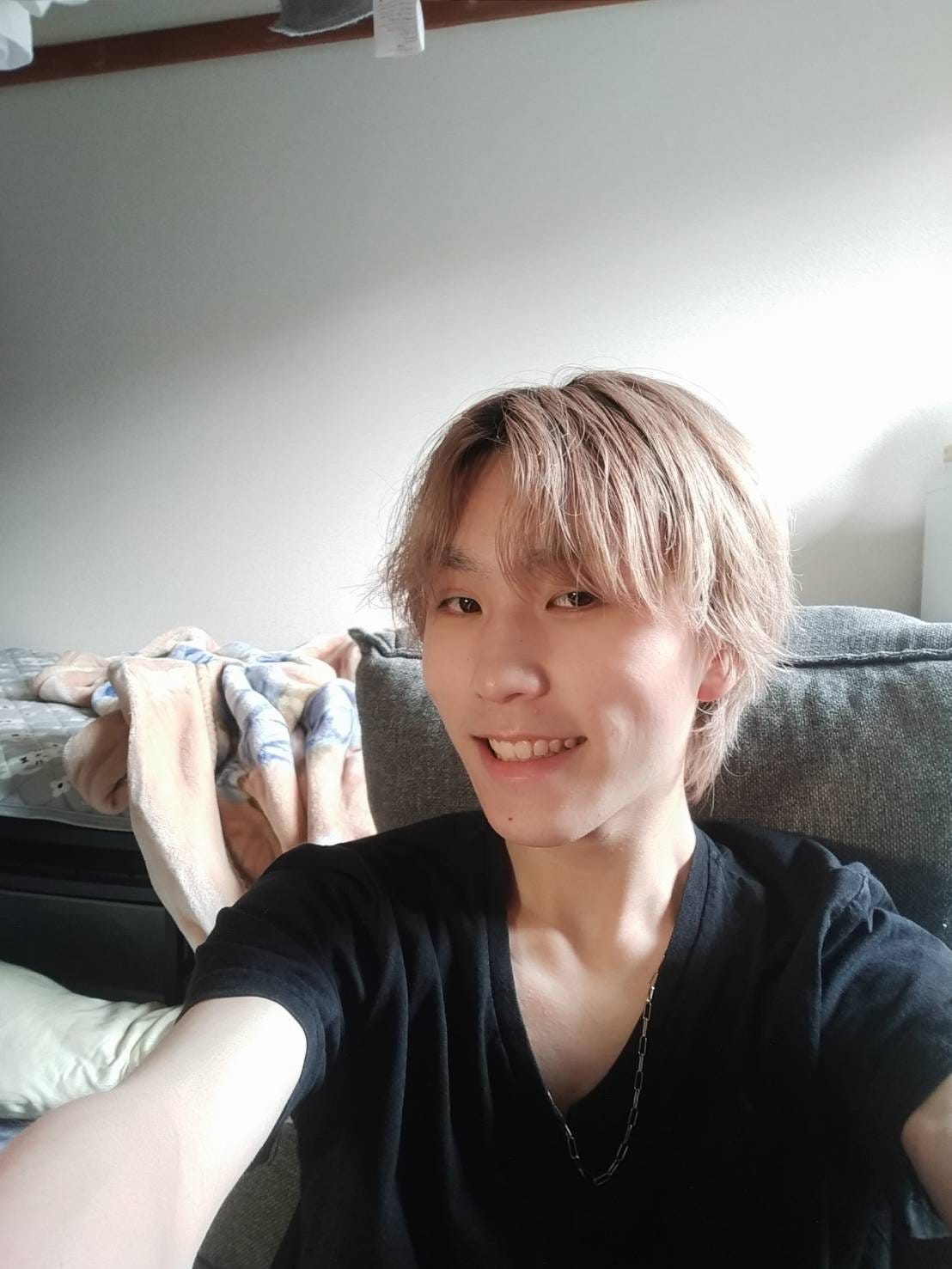 Yushi Kazu – Medium