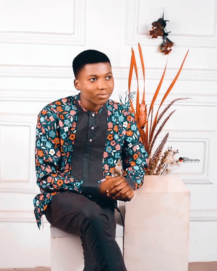 peter Isola – Medium