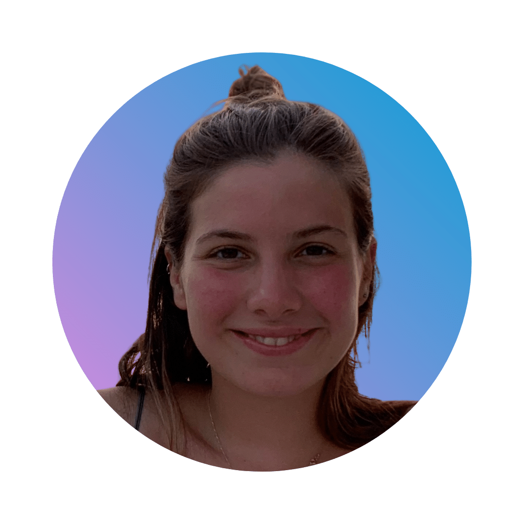 Oyku Ozer – Medium