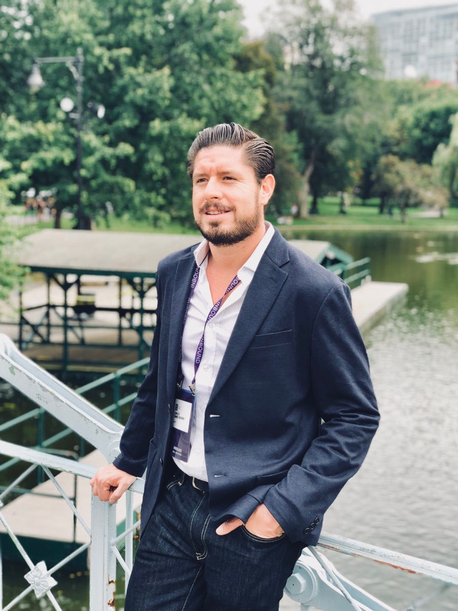 Carlos Tamés – Medium