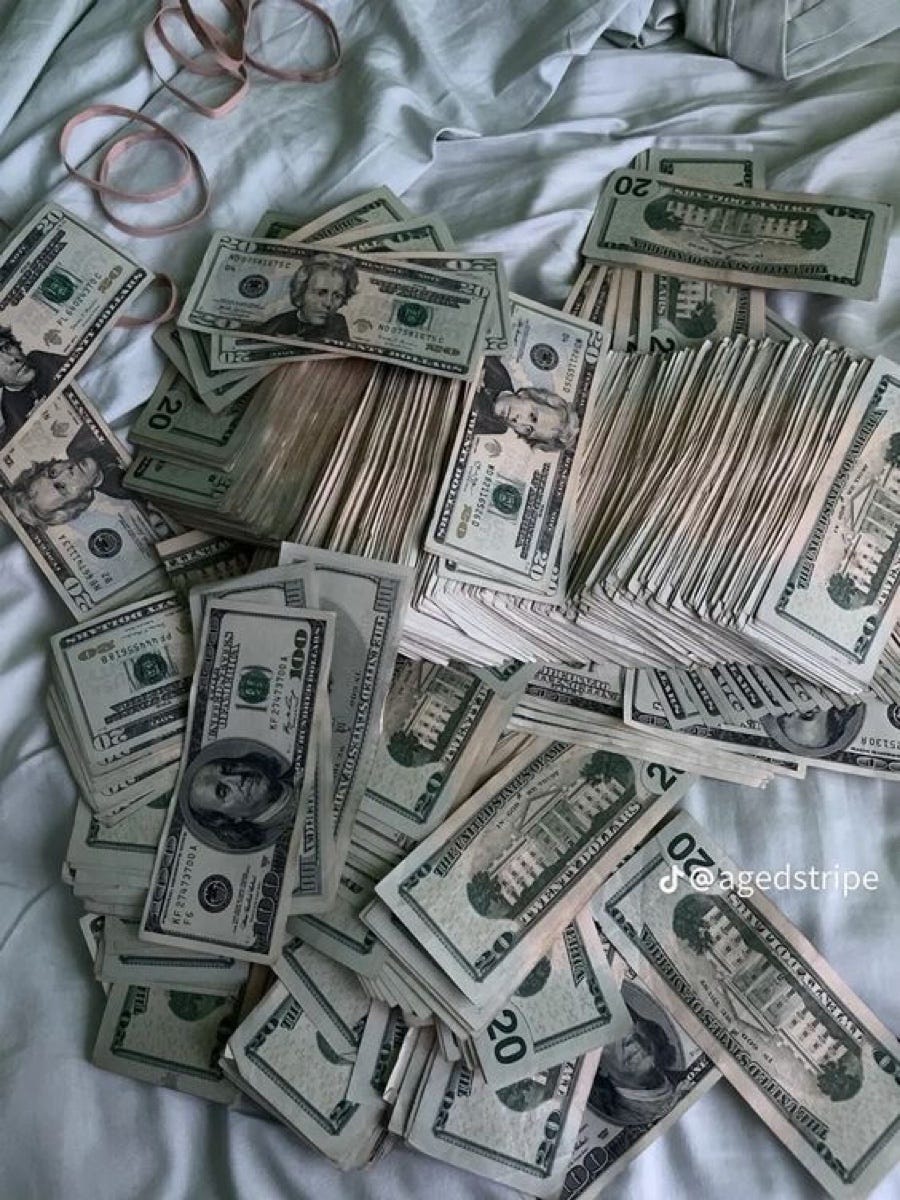 Levae Lumabao-Lifa – Medium