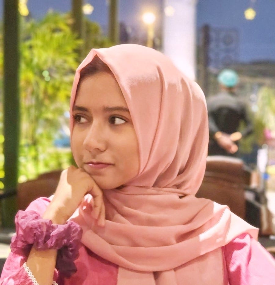 Haniya Khan – Medium