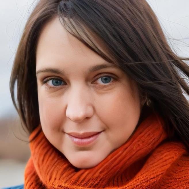 Danielle Dryden – Medium