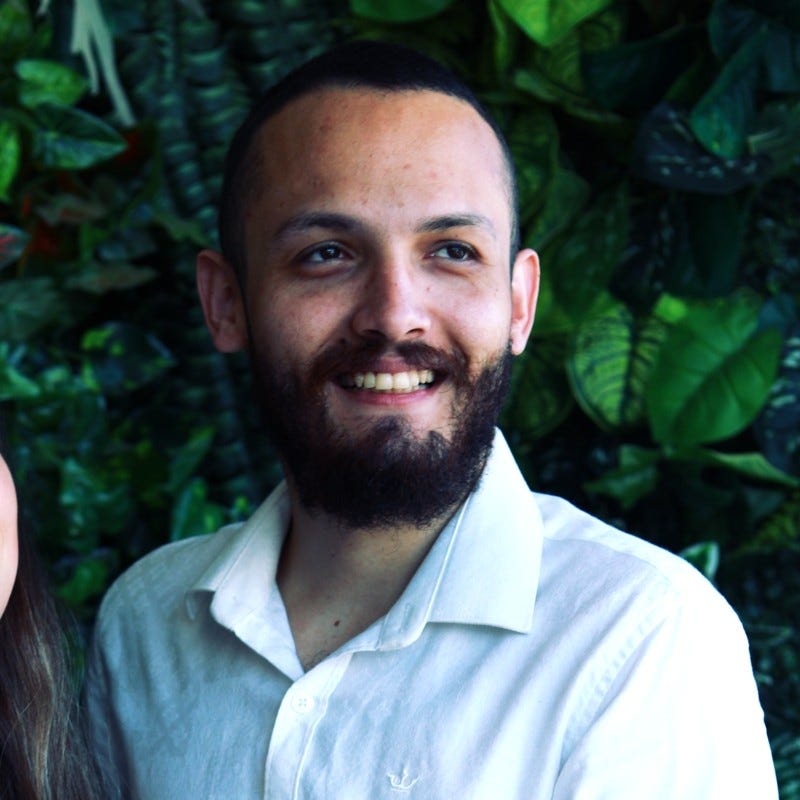 Kelver Arruda – Medium