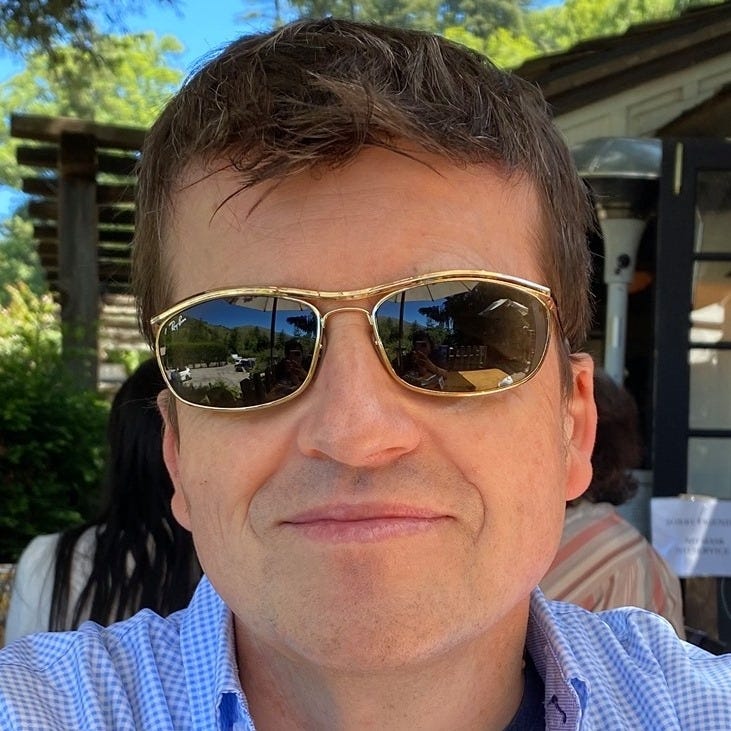Stephane Dubois – Medium