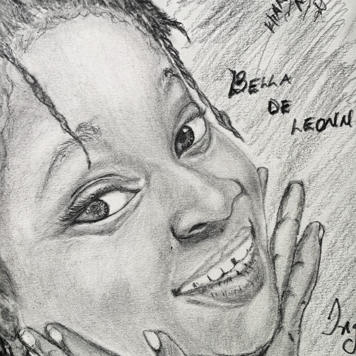 Bella Leon – Medium