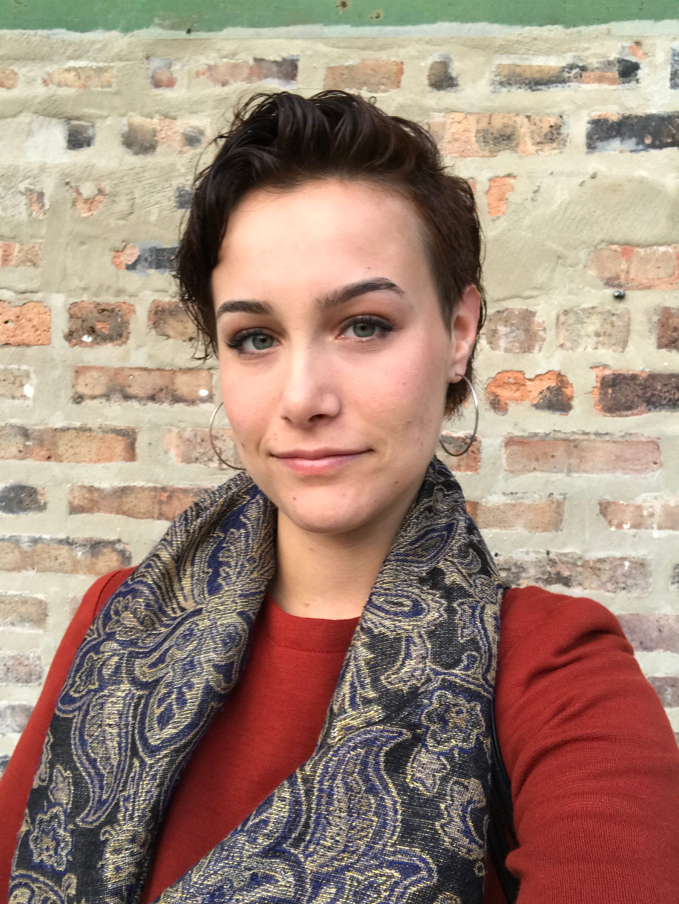 Maggie Saperstein – Medium