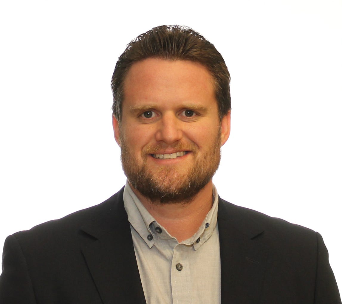 Matt Earle – Medium