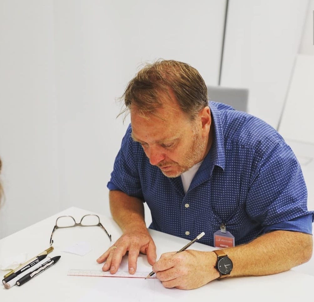 Eric Broug – Medium