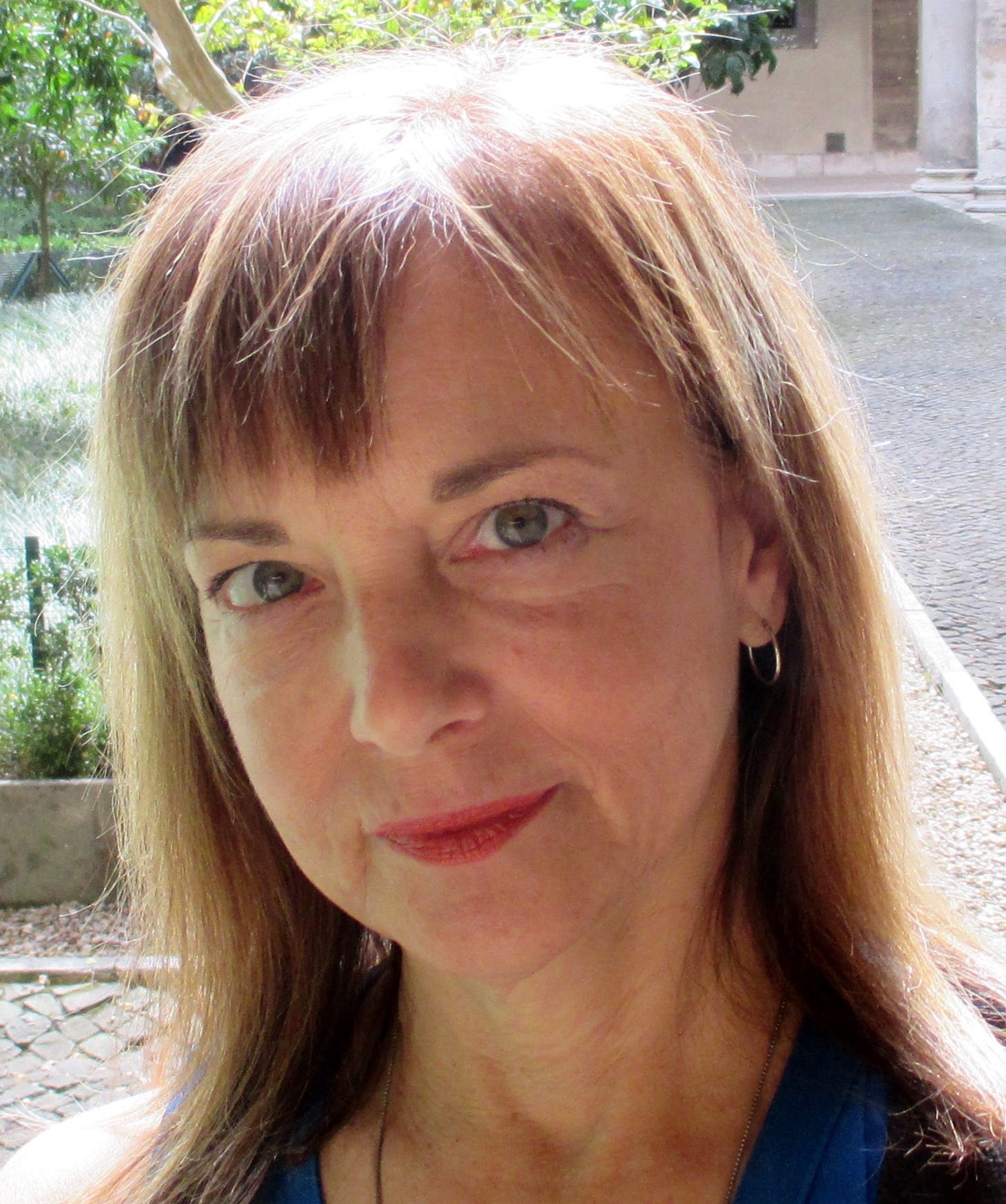 Jeanette Topar – Medium