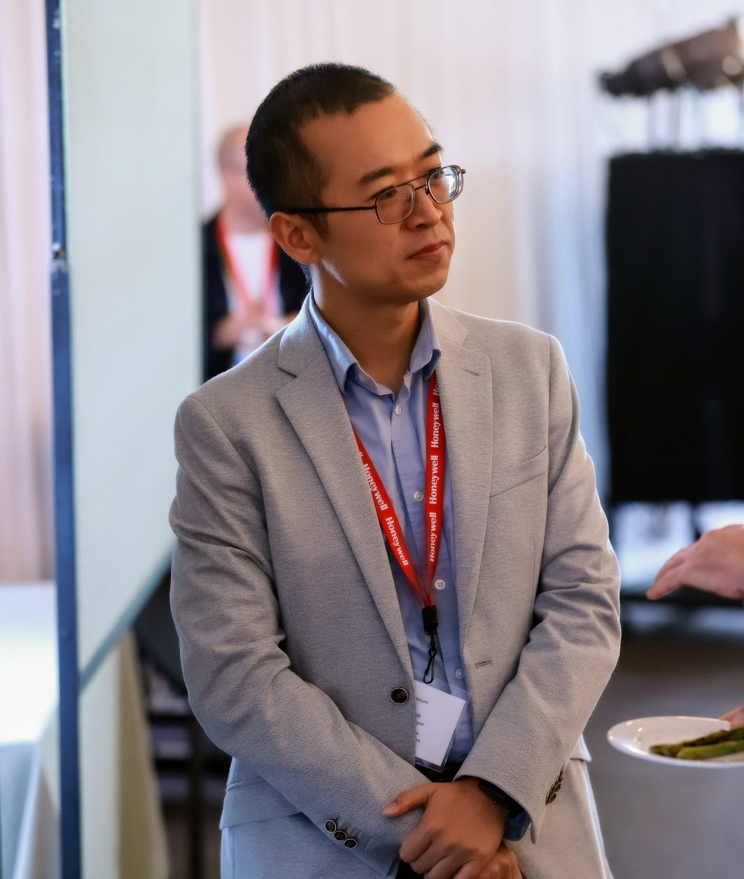 Michael Ren – Medium