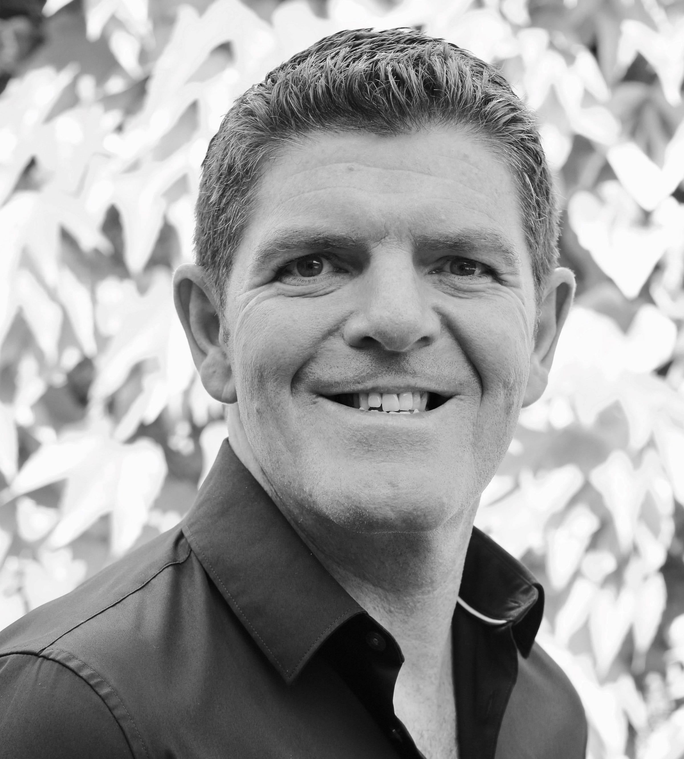 Gary Agnew – Medium