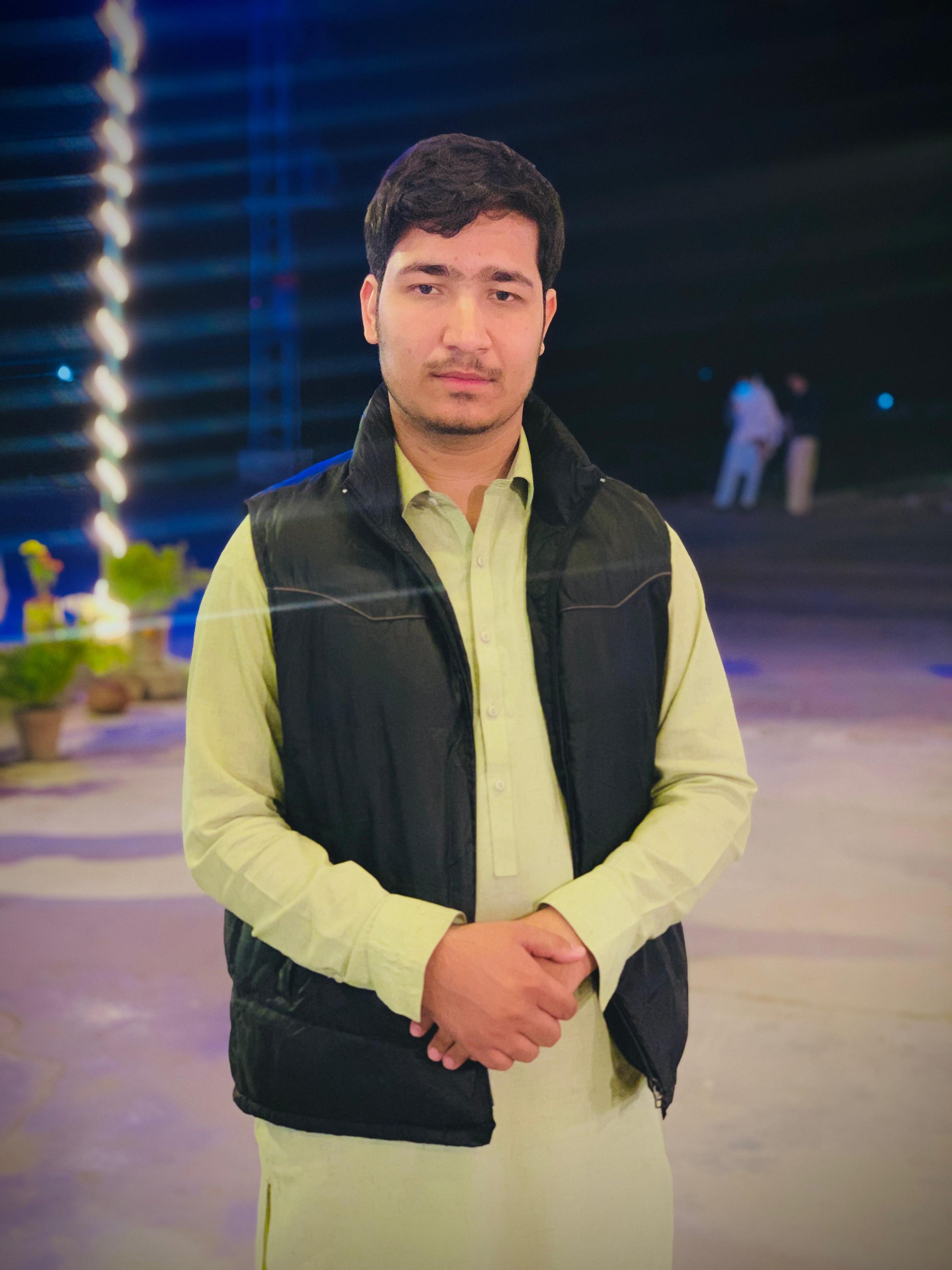 Aneesafridi – Medium