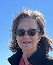 Tracy E. Perryman – Medium