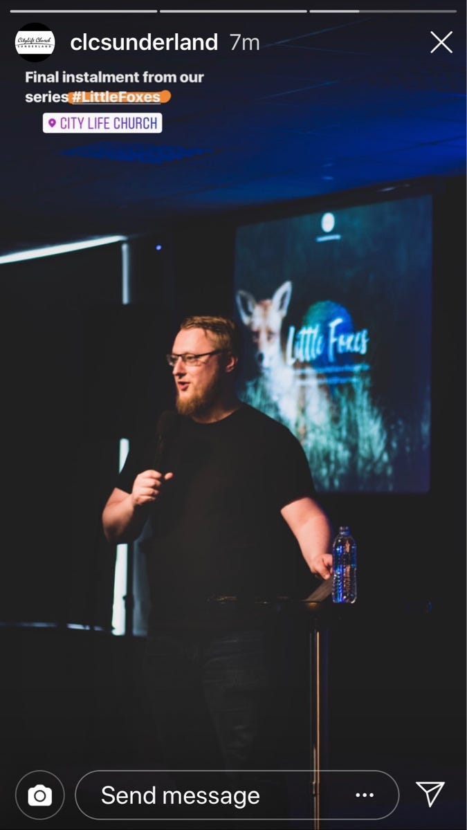 Jonathan Clarke – Medium