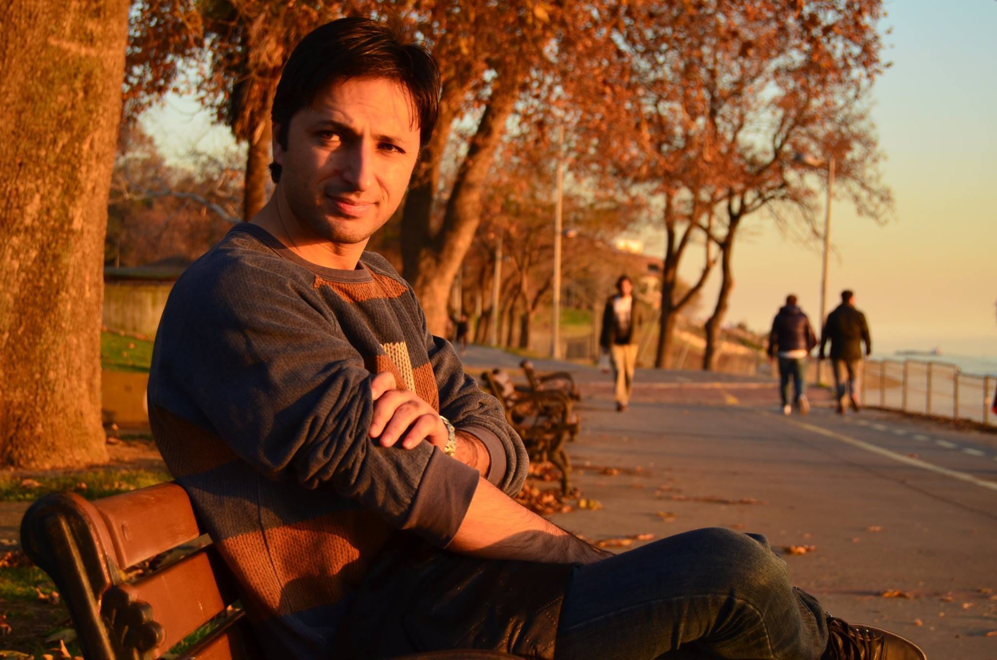 Abdul Qadir – Medium