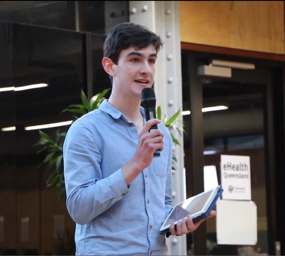 Felix Hall – Medium