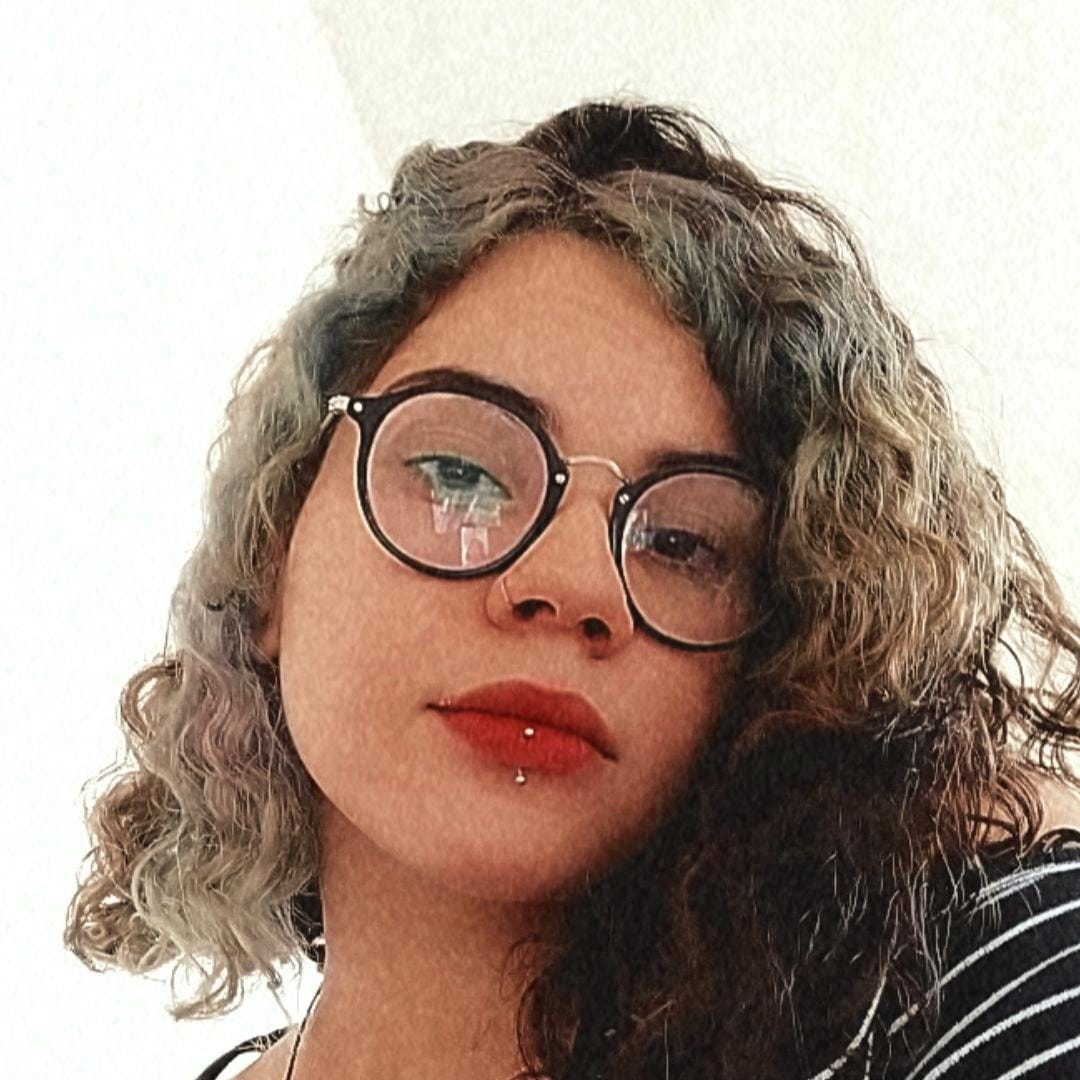 heloisa montai. – Medium