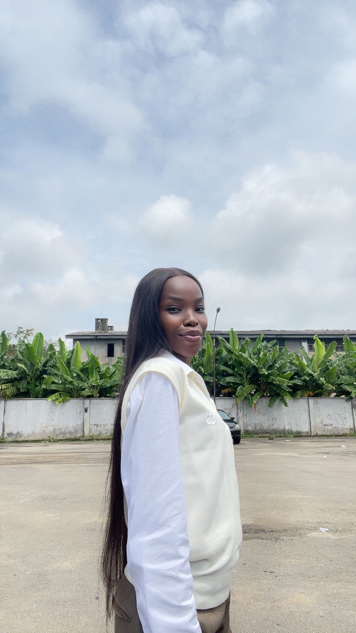 Oluchi Jessica – Medium