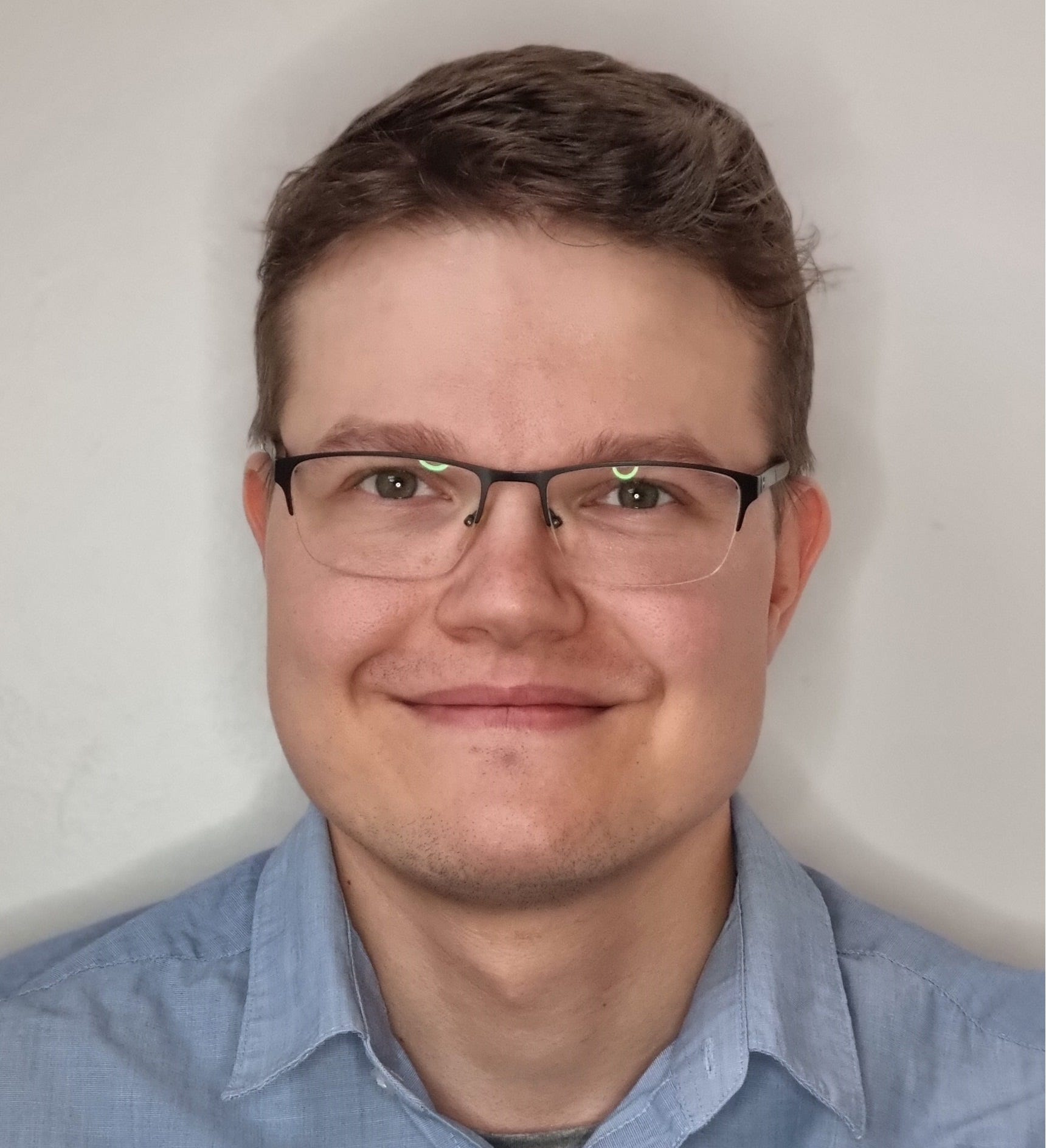 Aki Mikkonen – Medium