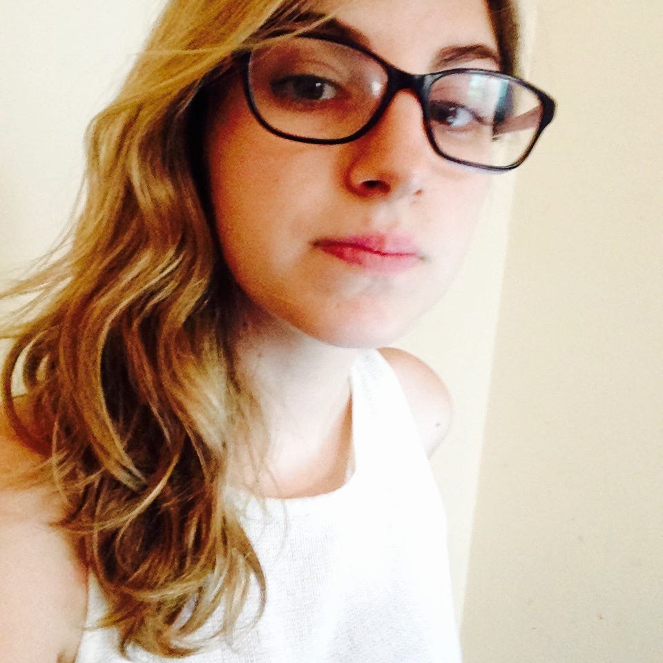 Clara Calí Mella – Medium