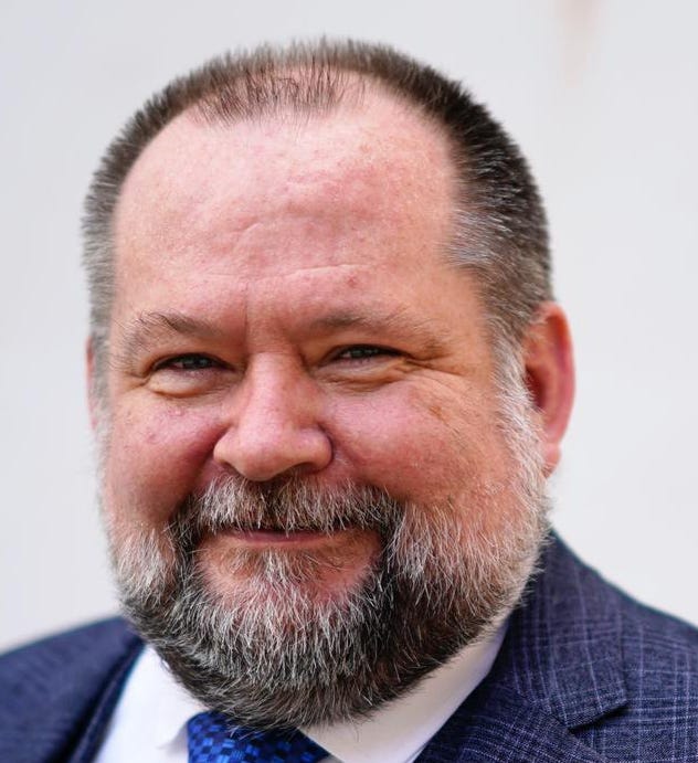 Edward Finlayson M7THY – Medium