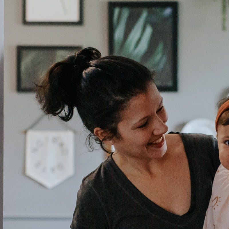 Paula Caroline Gabriel Nunes – Medium