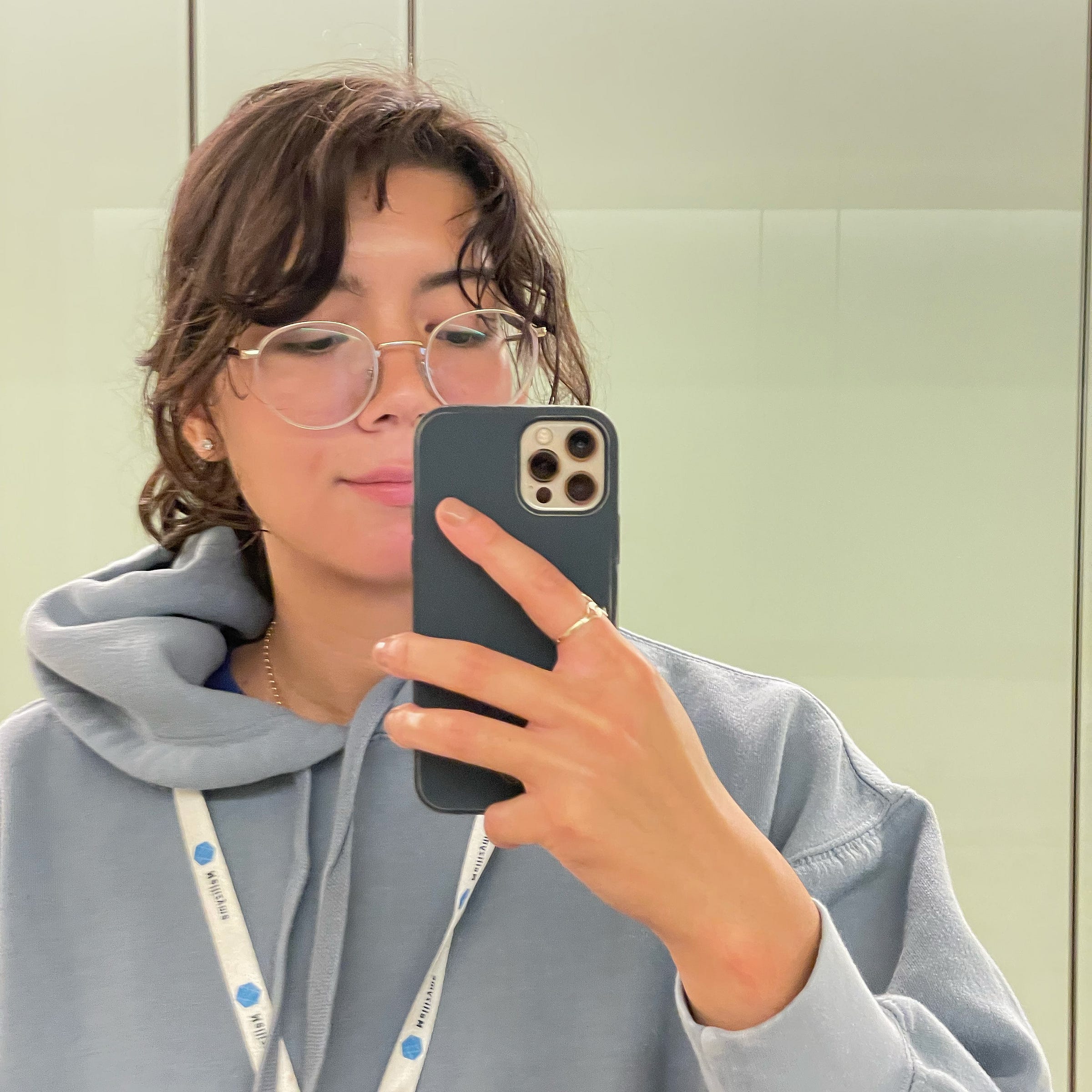 Elena Faull – Medium