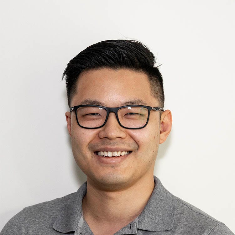 Shing Leung – Medium