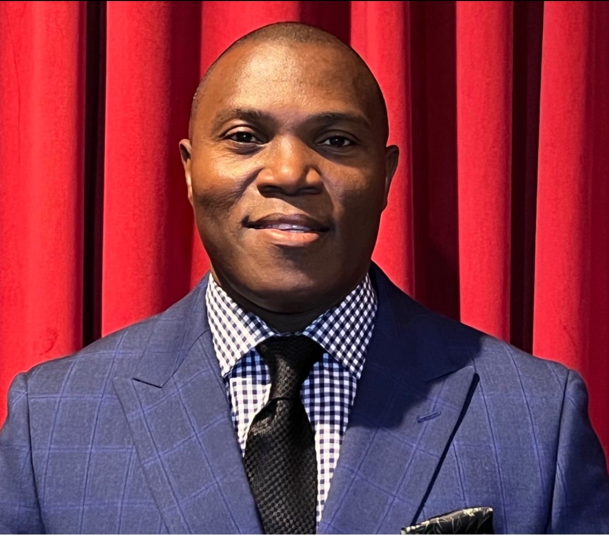 paul lufafa (LP) – Medium