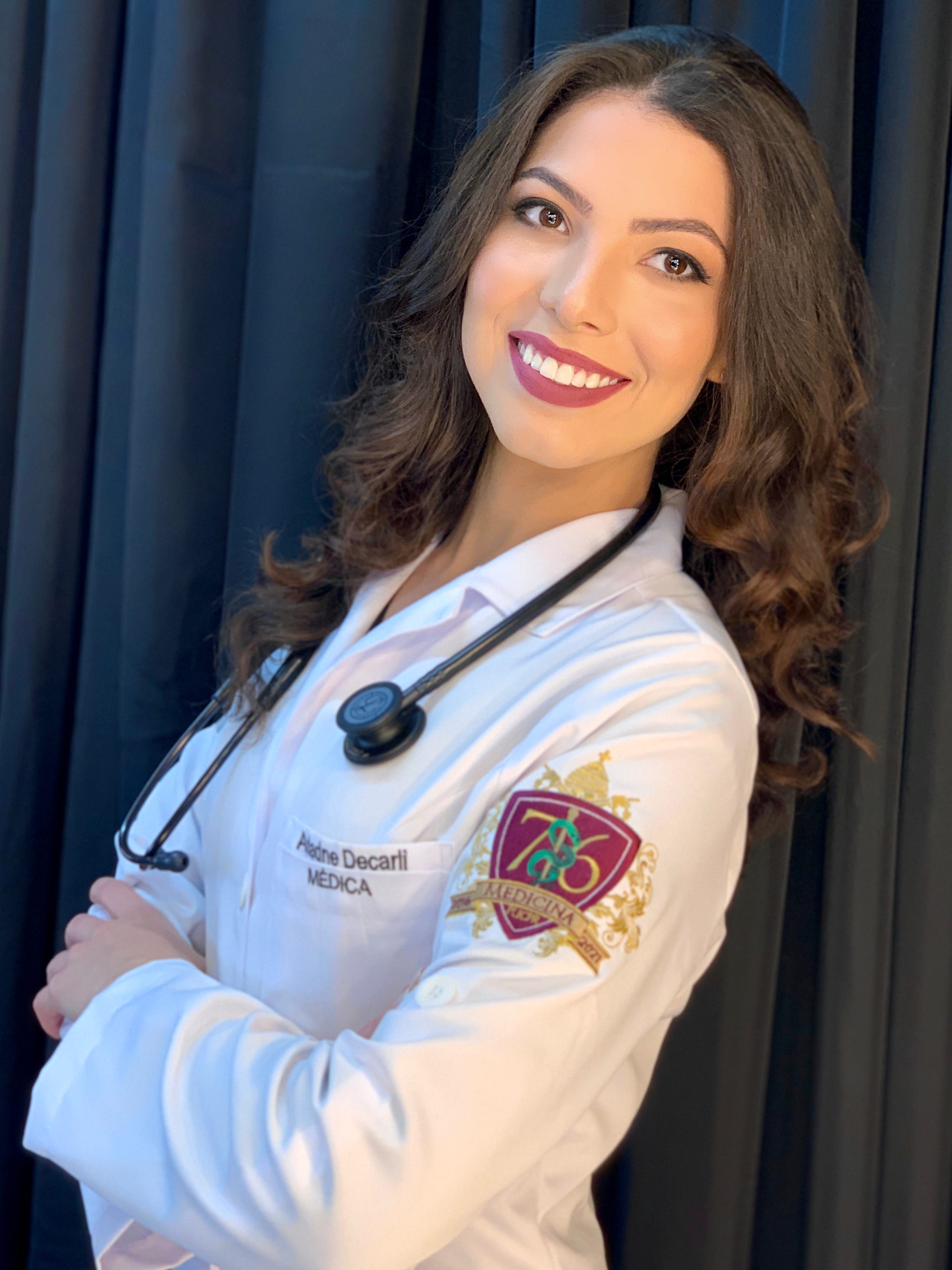 Ariadne Decarli – Medium