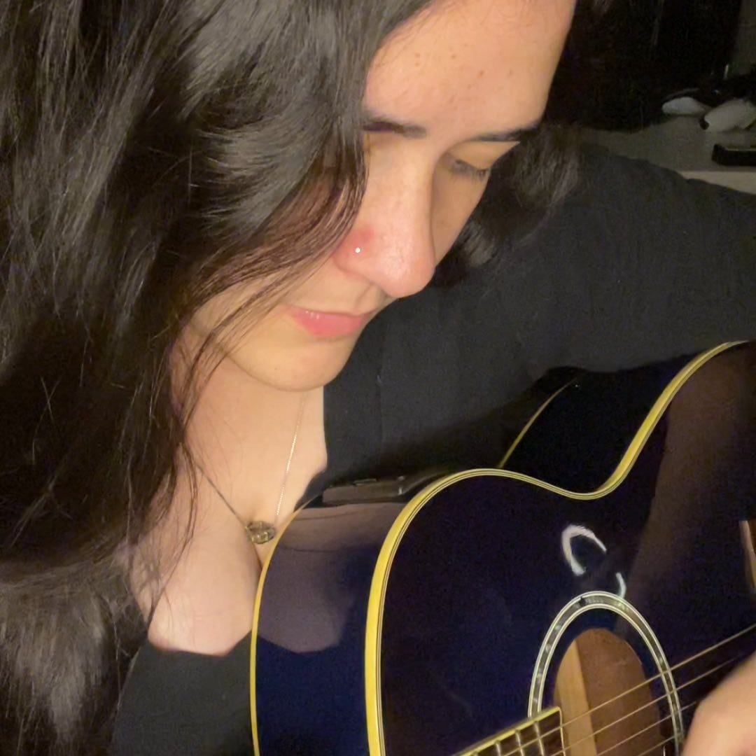 Sabrina Bezerra – Medium
