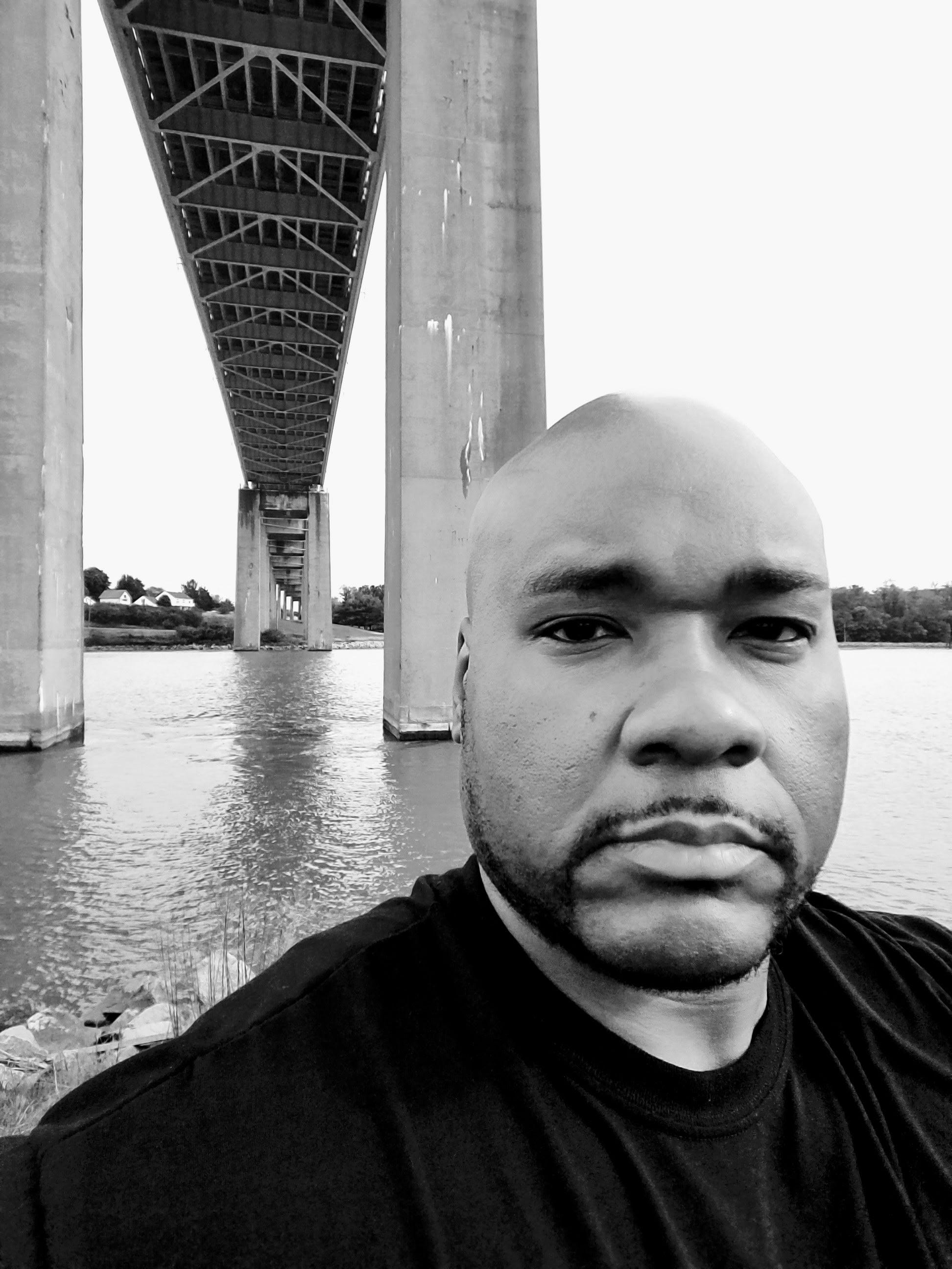 Mali Mario LeBron Sr. – Medium