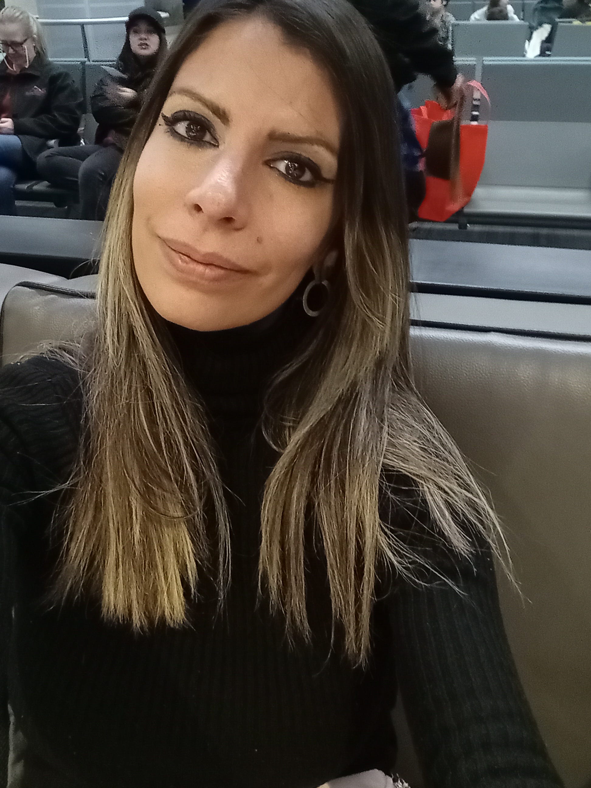 Kerry Marín – Medium