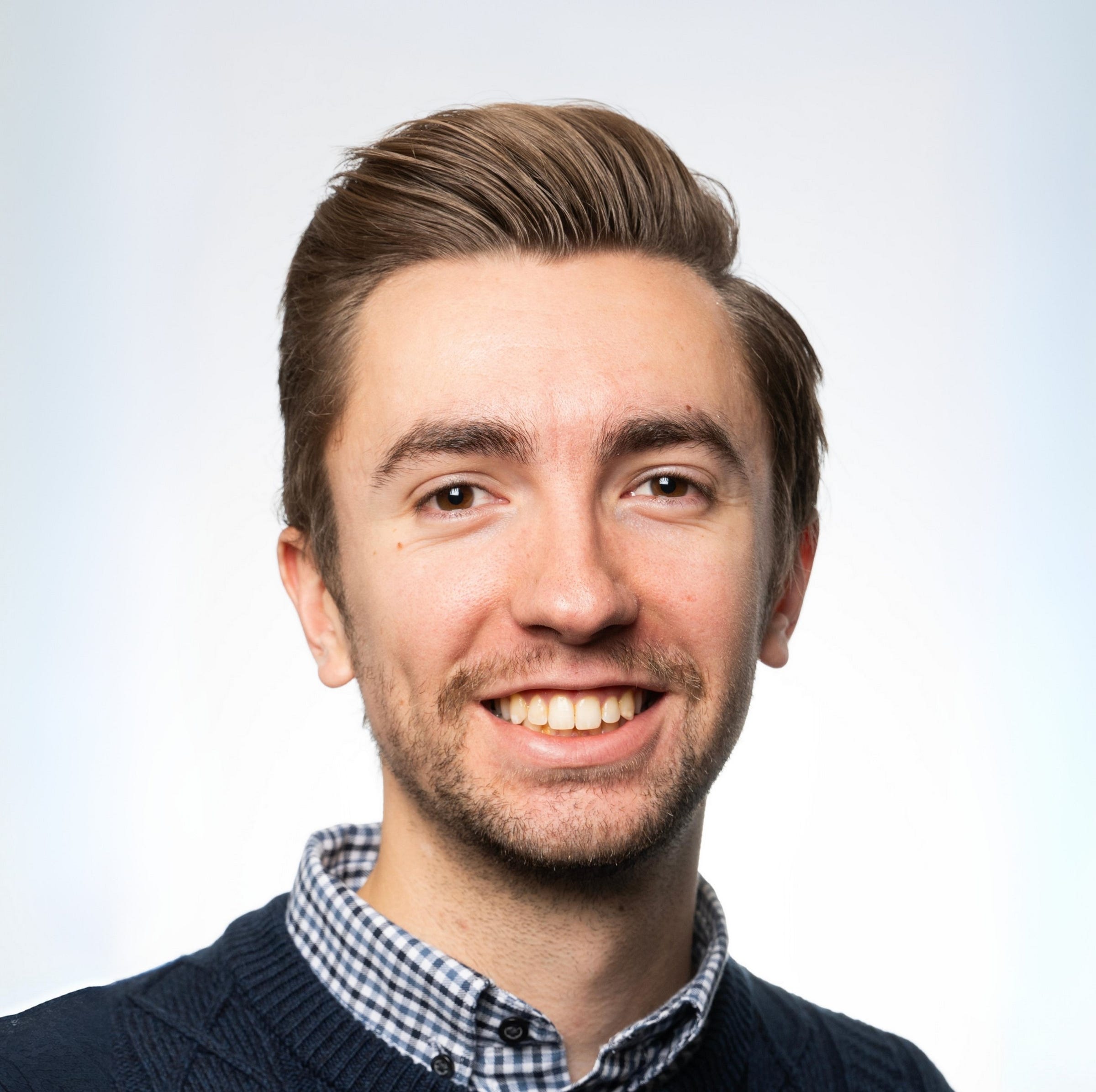 Harry Anthony – Medium