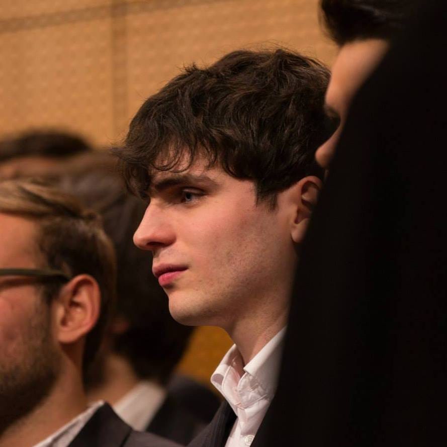 Nicolas Le Roux – Medium