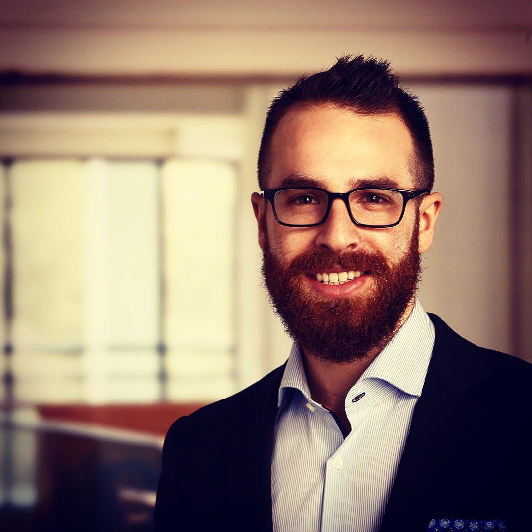Daniel Abramson – Medium
