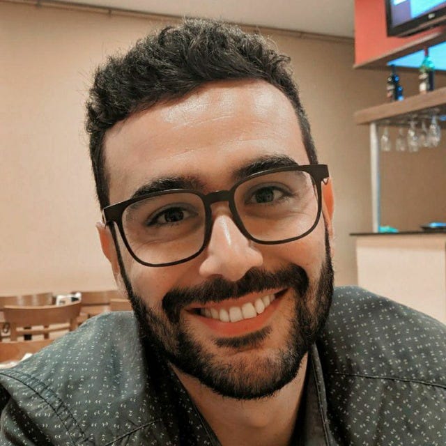 Gabriel Moraes – Medium
