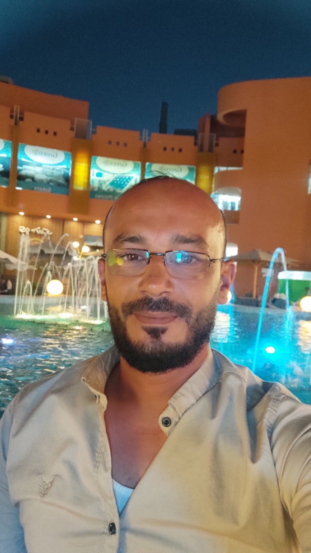 Karam Masry – Medium