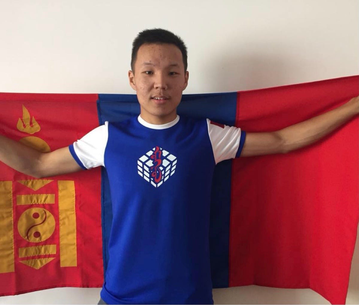 Ariunbold Bayanmunkh – Medium